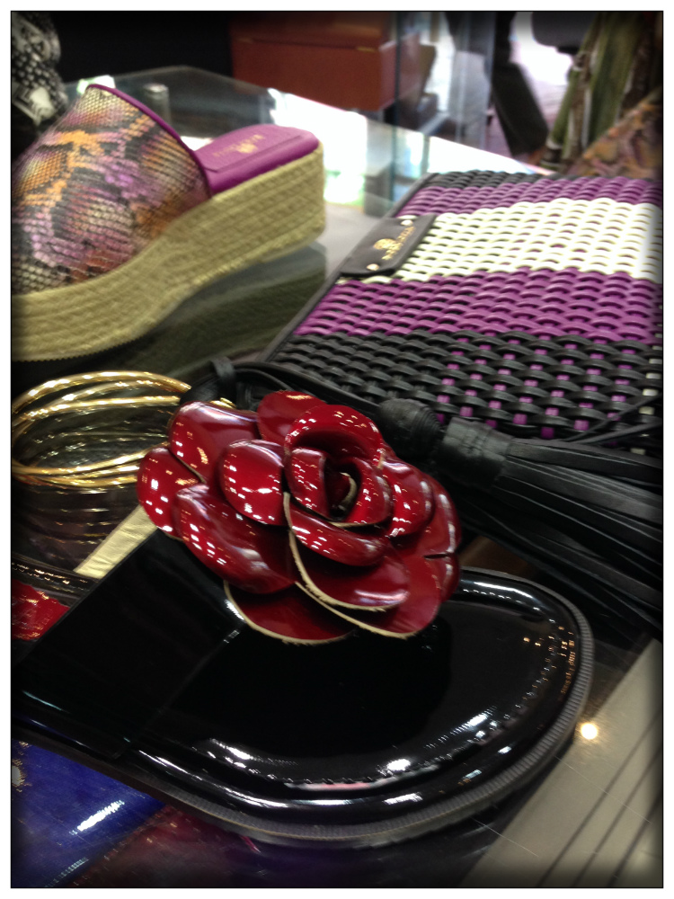 An Explosion Of Colors – Mariposa Fashion